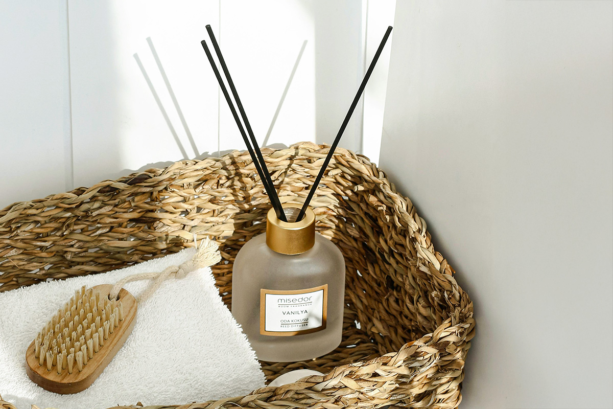 How to Make Any Room Smell Better - Better Report